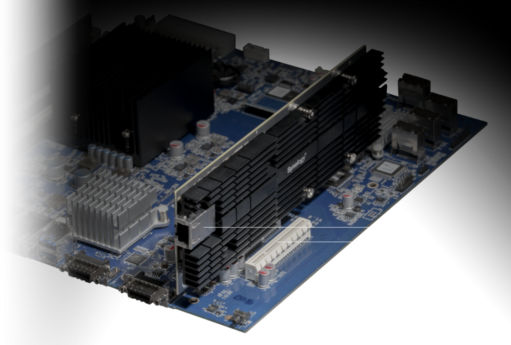 RS4021xs+ - 群晖 Synology